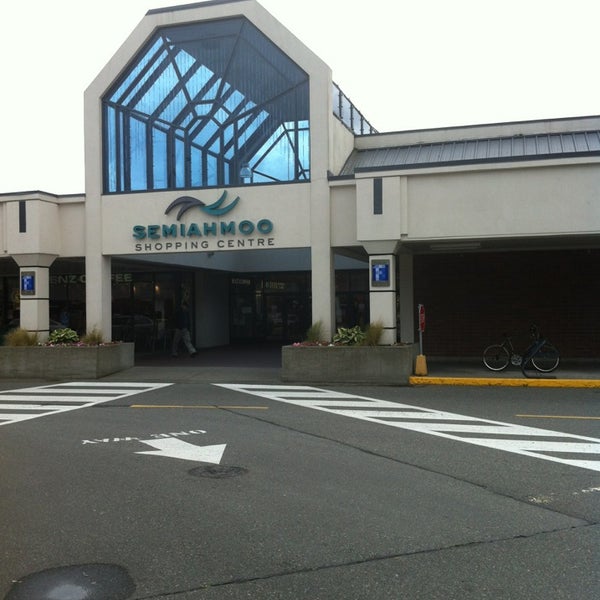 Photos at Semiahmoo Shopping Centre - South Surrey - 8 tips