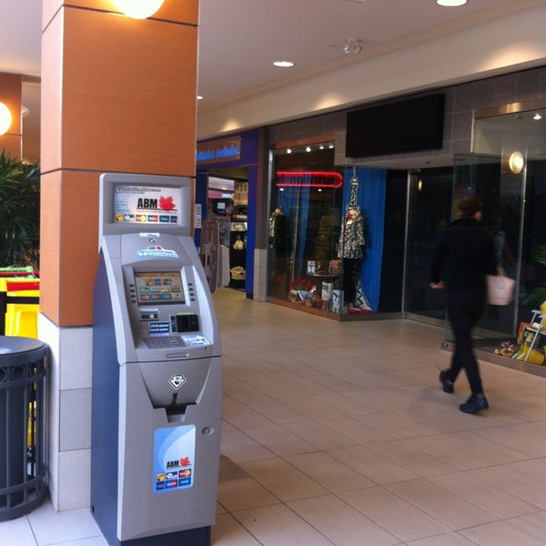 Photos at Semiahmoo Shopping Centre - South Surrey - 8 tips