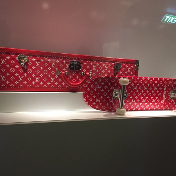 Louis Vuitton Time Capsule Exhibition - Exhibit