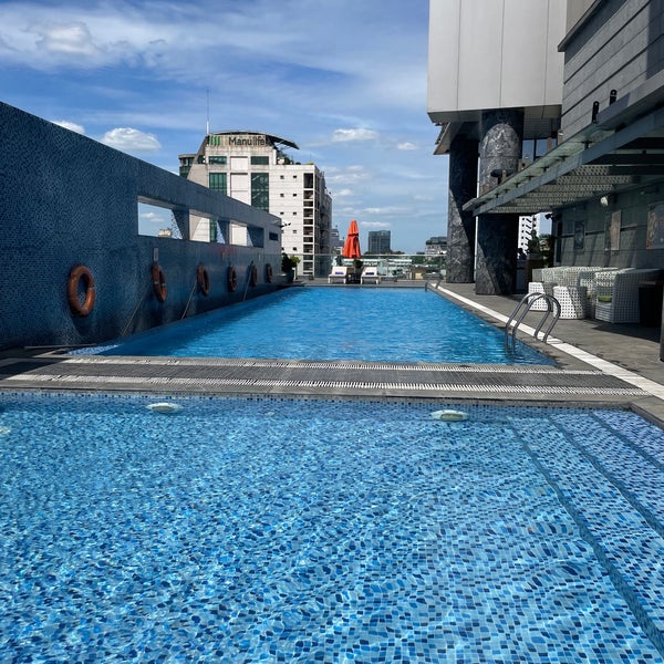 Pullman Swimming Pool Saigon