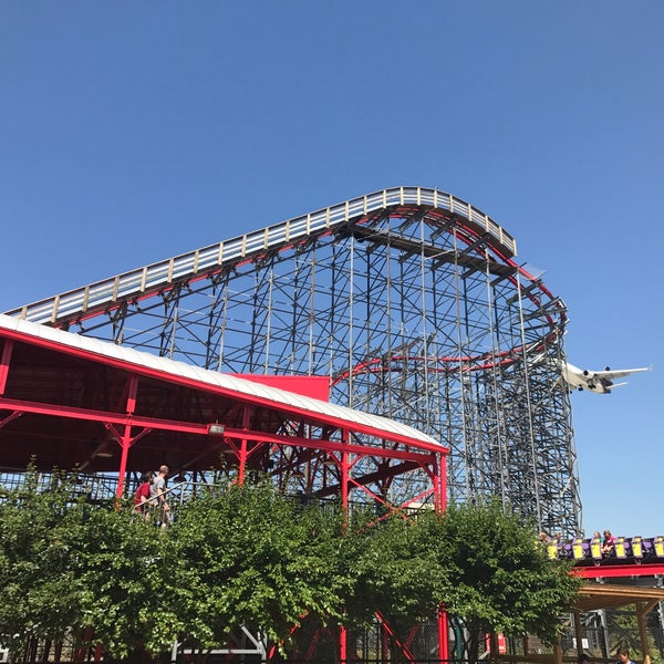 Storm Chaser - Theme Park Ride / Attraction