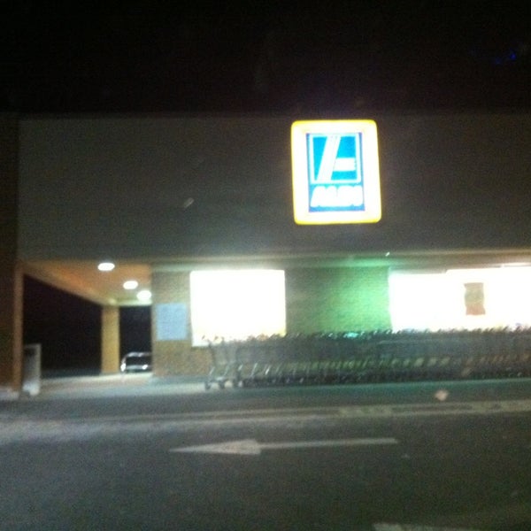 Aldi - Supermarket in Howell