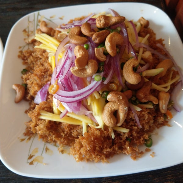 Boon Chu Thai Restaurant - 8318 Broadway