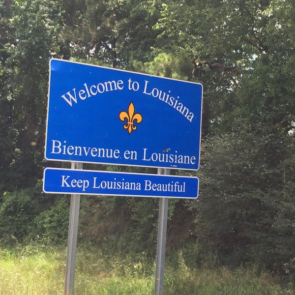 Photos at Mississippi / Louisiana State Line - Border Crossing in Kentwood