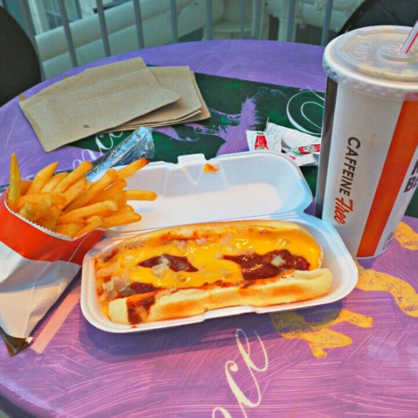 A&W Restaurant - Fast Food Restaurant in Downtown Indianapolis