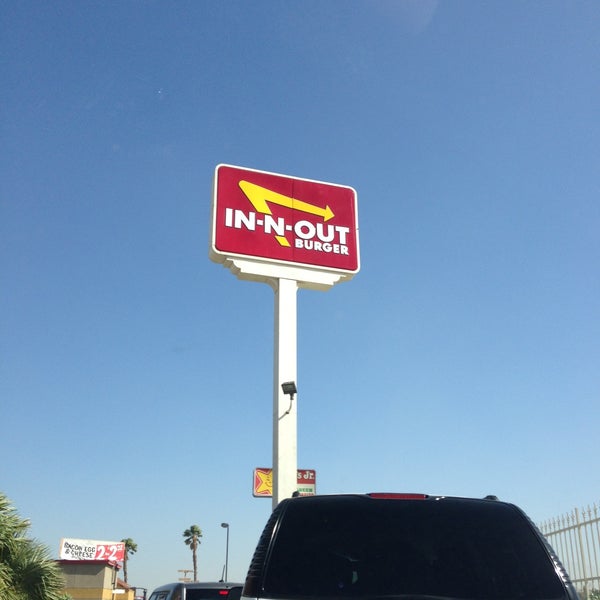In-N-Out Burger - Thousand Palms, CA