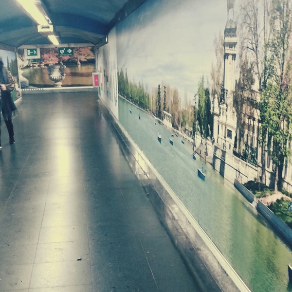 Metro Retiro - Metro Station in Madrid