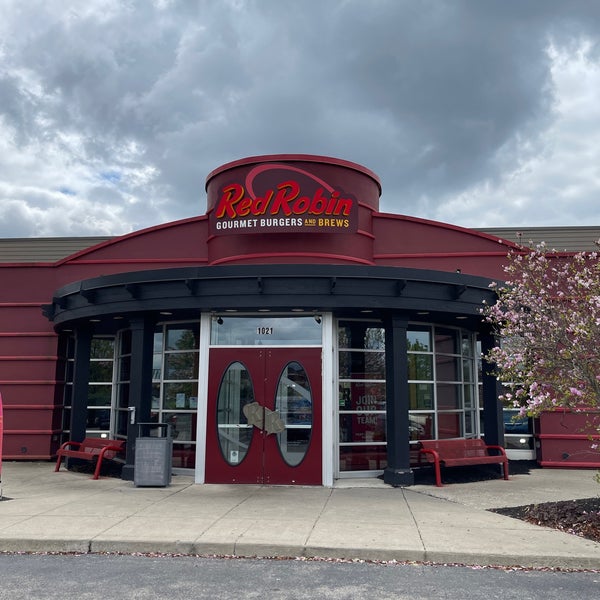Red Robin Gourmet Burgers And Brews