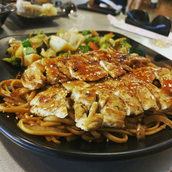 Roboto Tokyo Grill (Now Closed) - Japanese Restaurant