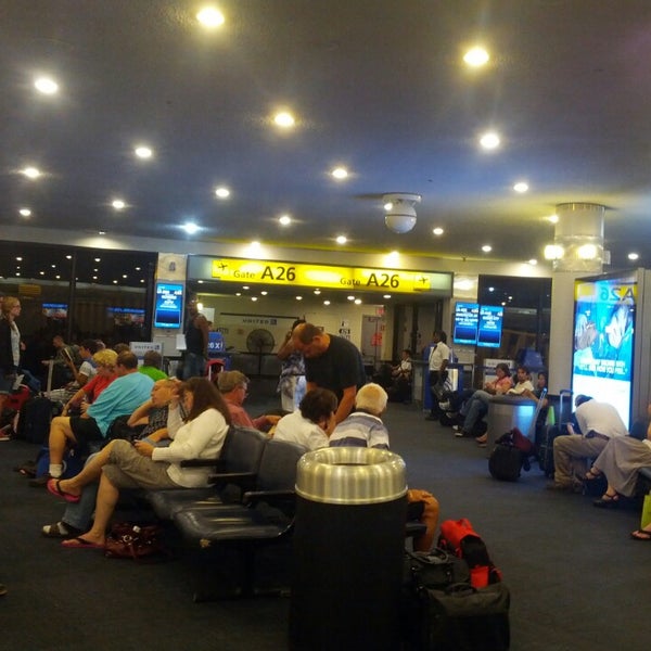 Photos at Gate A26 (Now Closed) - Airport Gate in Newark Airport and ...