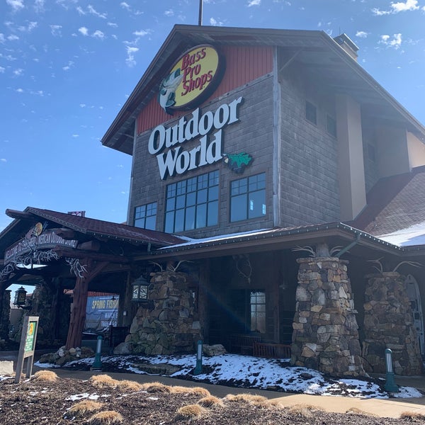 Bass Pro Shops - Portage, IN