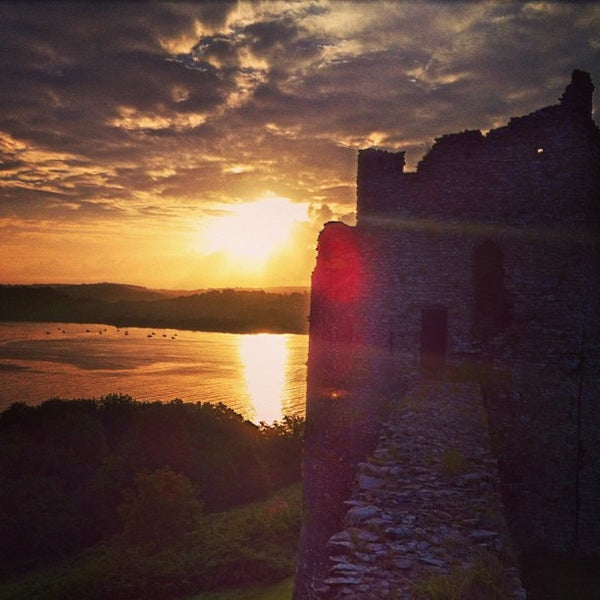 Llansteffan Castle - Llansteffan, Carmarthenshire
