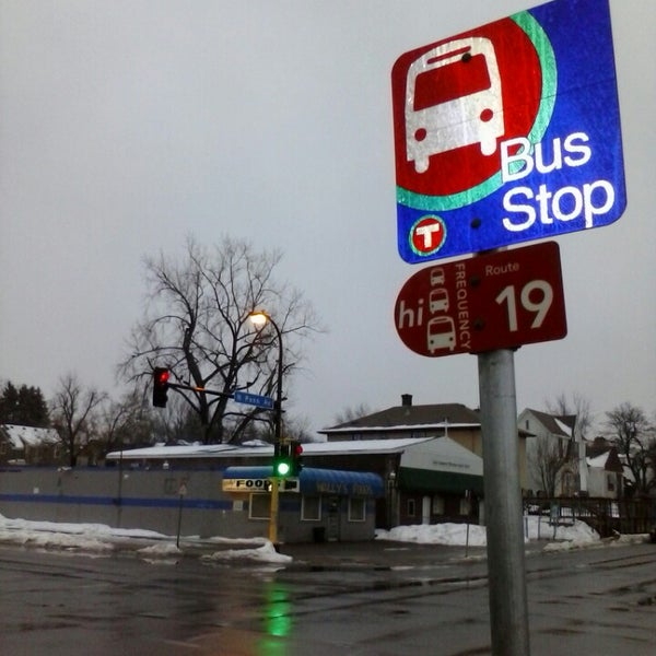 Golden Valley Rd. & N. Penn Ave Bus Stop - Bus Station in Minneapolis