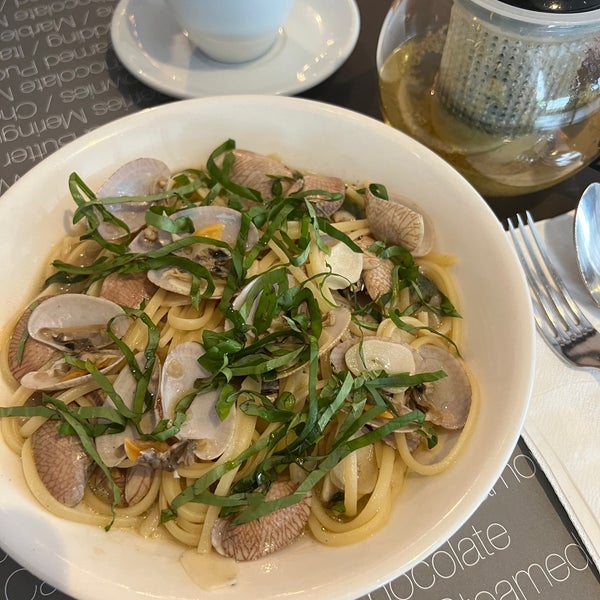 Alexis - Bistro in Bangsar Baru