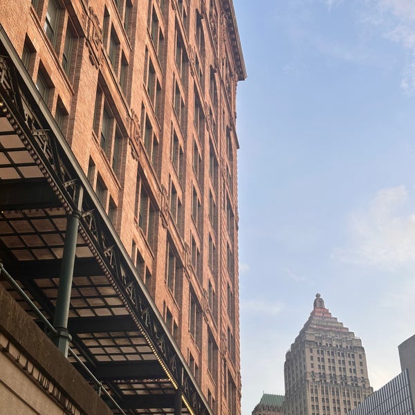Amtrak - Pittsburgh Union Station (PGH) - Rail Station in Grant Street