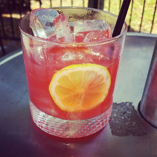 Filthy's Fine Cocktails & Beer - 12 tips from 372 visitors