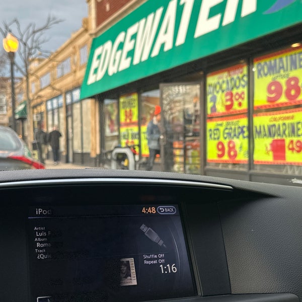 Edgewater Produce - Grocery Store in Andersonville