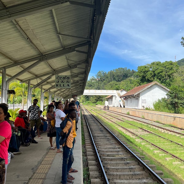 Ella Railway Station - Rail Station