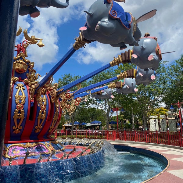 Dumbo The Flying Elephant Magic Kingdom