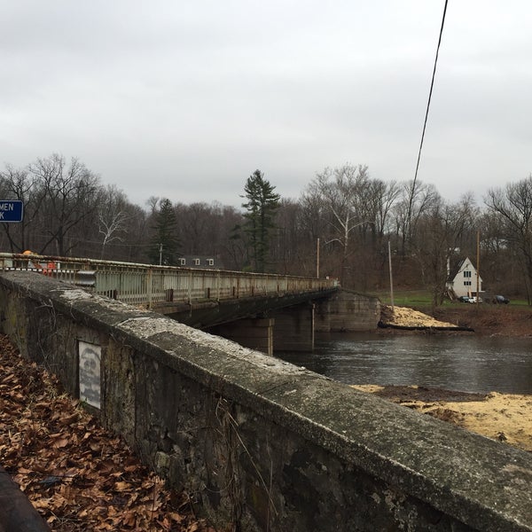 Arcola Road Bridge - 3 tips