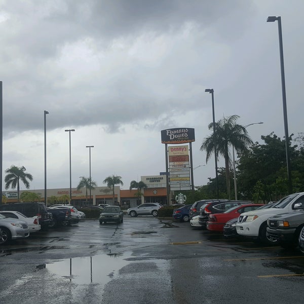 Escorial Shopping Village - 3 tips from 240 visitors