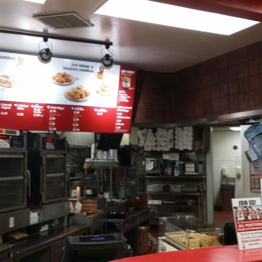 KFC - Keystone - 8770 Maple St