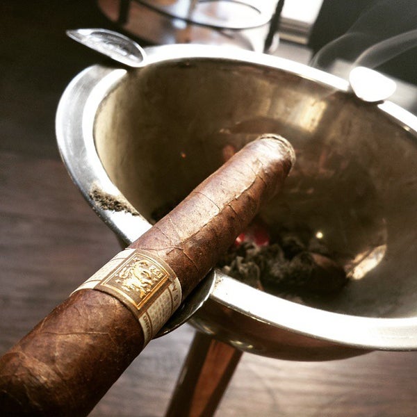 Beehive Cigars - 6 tips