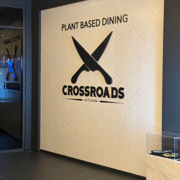 Crossroads Kitchen - 1 tip