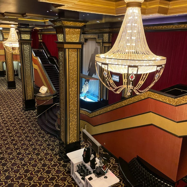 Michael Jackson ONE Theater - 233 tips from 12601 visitors