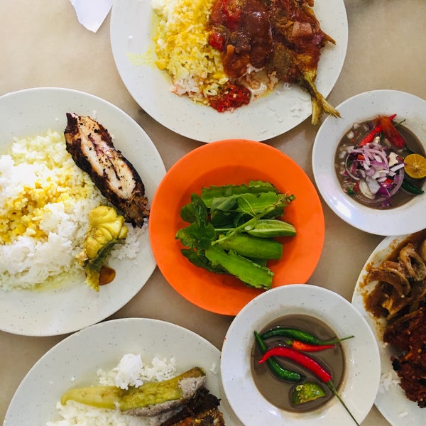 Photos at Restoran Mat Binjai - 31 tips