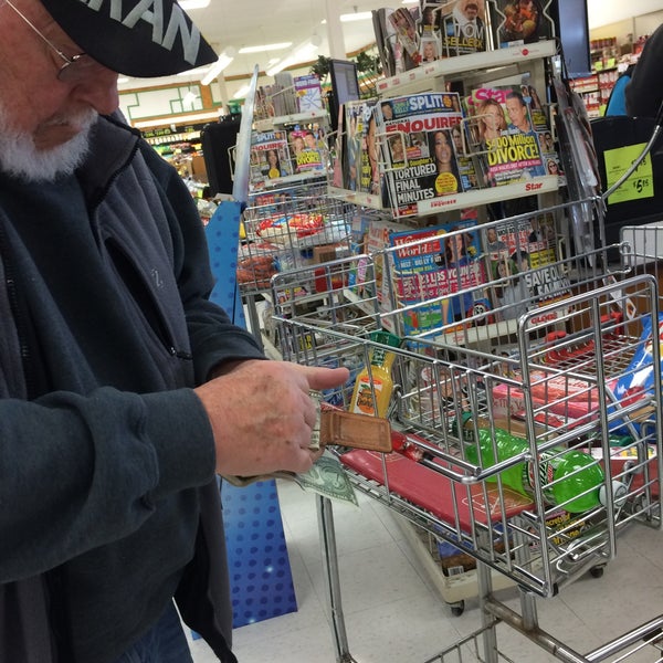 Suttons Super Valu - Grocery Store in Arcanum