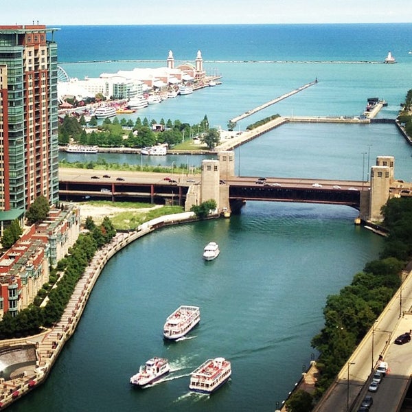 Chicago River - The Loop - Chicago, IL
