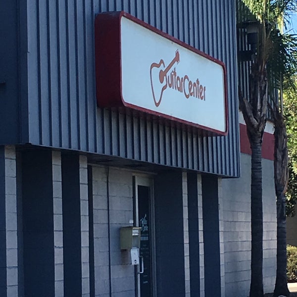 Guitar Center - Music Store