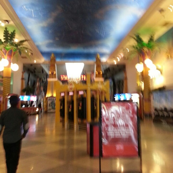 Photos at AMC Star Southfield 20 - 46 tips from 3126 visitors