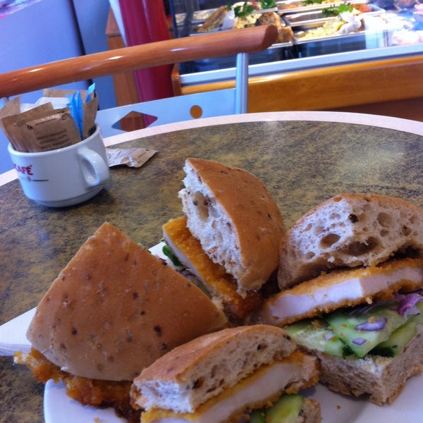 Madeira Café - Sandwich Spot