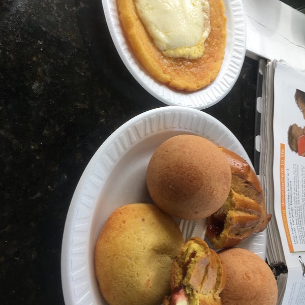 Caprichos Antioquenos Bakery - Bakery