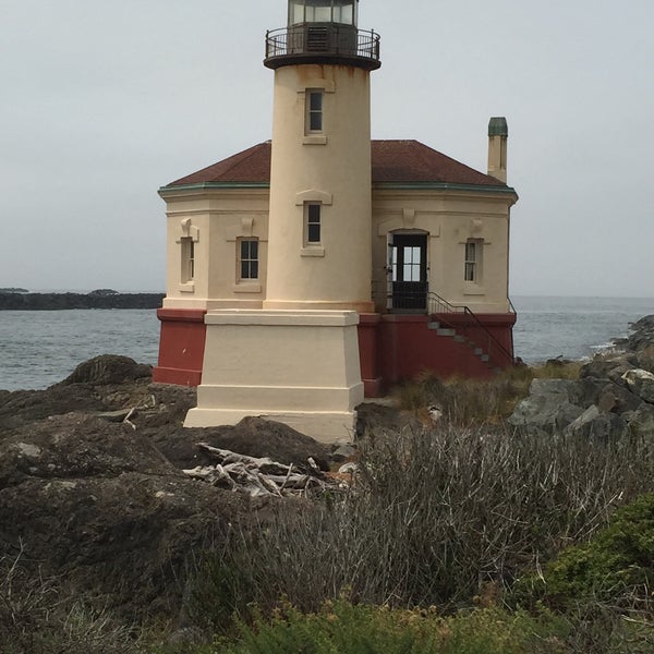 Photos at Coquille River Lighthouse - Bandon, OR