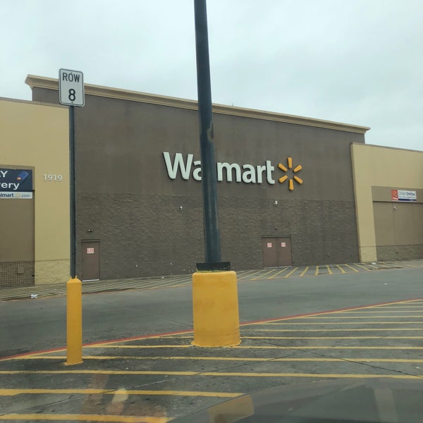 Walmart Supercenter - 8 tips from 735 visitors