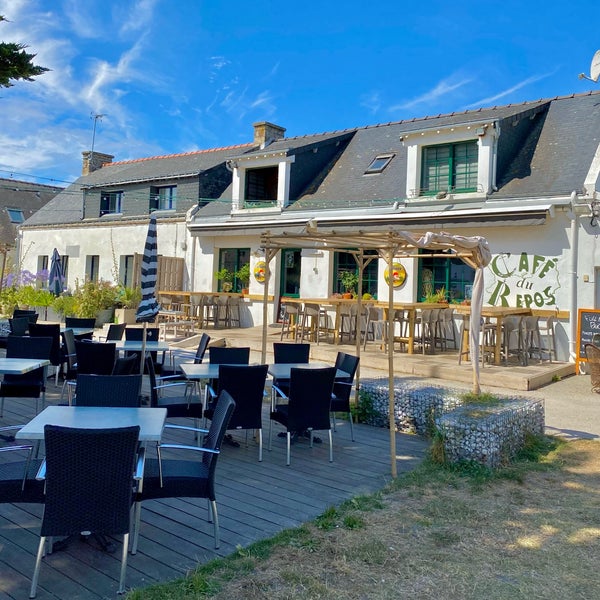 Café du Repos - Hoedic, Bretagne