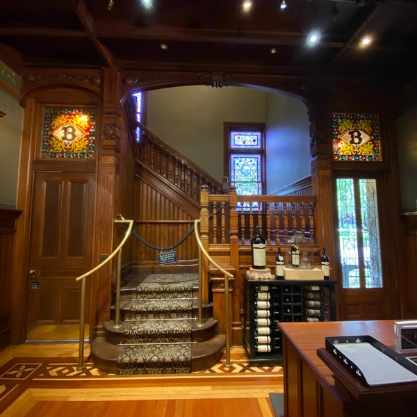 Rhine House At Beringer Estate - Wine Shop in Saint Helena