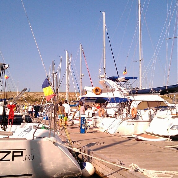Life Harbour Marina - Str. Marina Limanu nr. 1