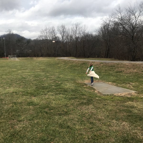 Black Mountain Disc Golf Course - Disc Golf
