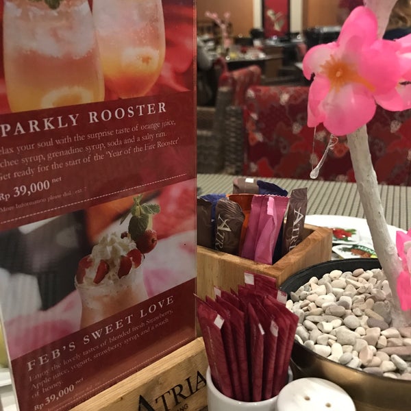 Canting Restaurant - Atria Hotel, Lobby