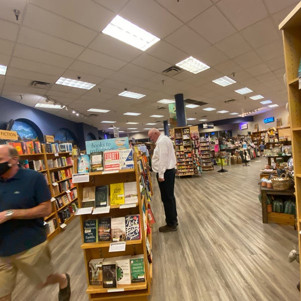 Changing Hands Bookstore - Bookstore in Tempe