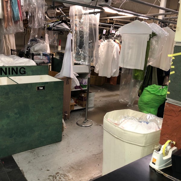 Beverly Hills Cleaners - Laundry Service in Los Angeles