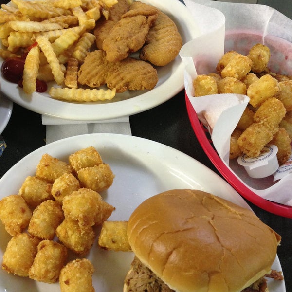 Snow White Drive In - 1714 W Main St