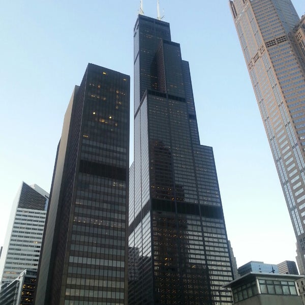 Chicago Skyline - Logan Square - Chicago, IL