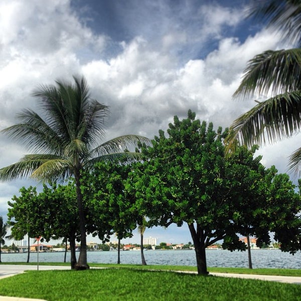 Broad Causeway Bridge - 5 tips from 160 visitors