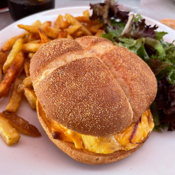 La Socket - French Restaurant