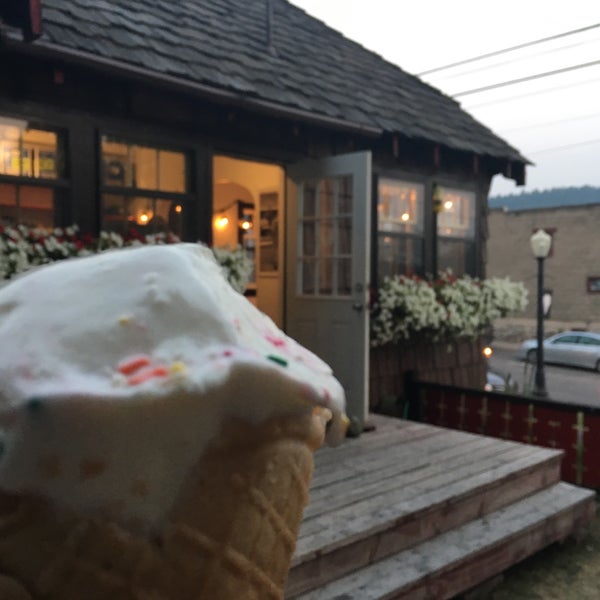 Sweet Peaks Ice Cream Ice Cream Parlor